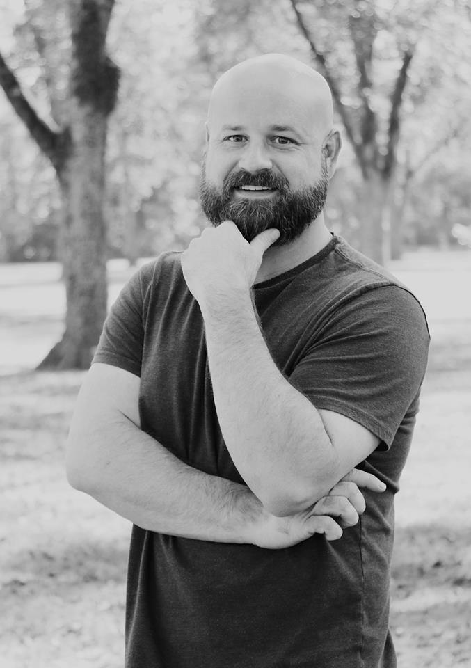 Bearded Beauty: Meet Aaron Thompson - Texas Forest Country Living