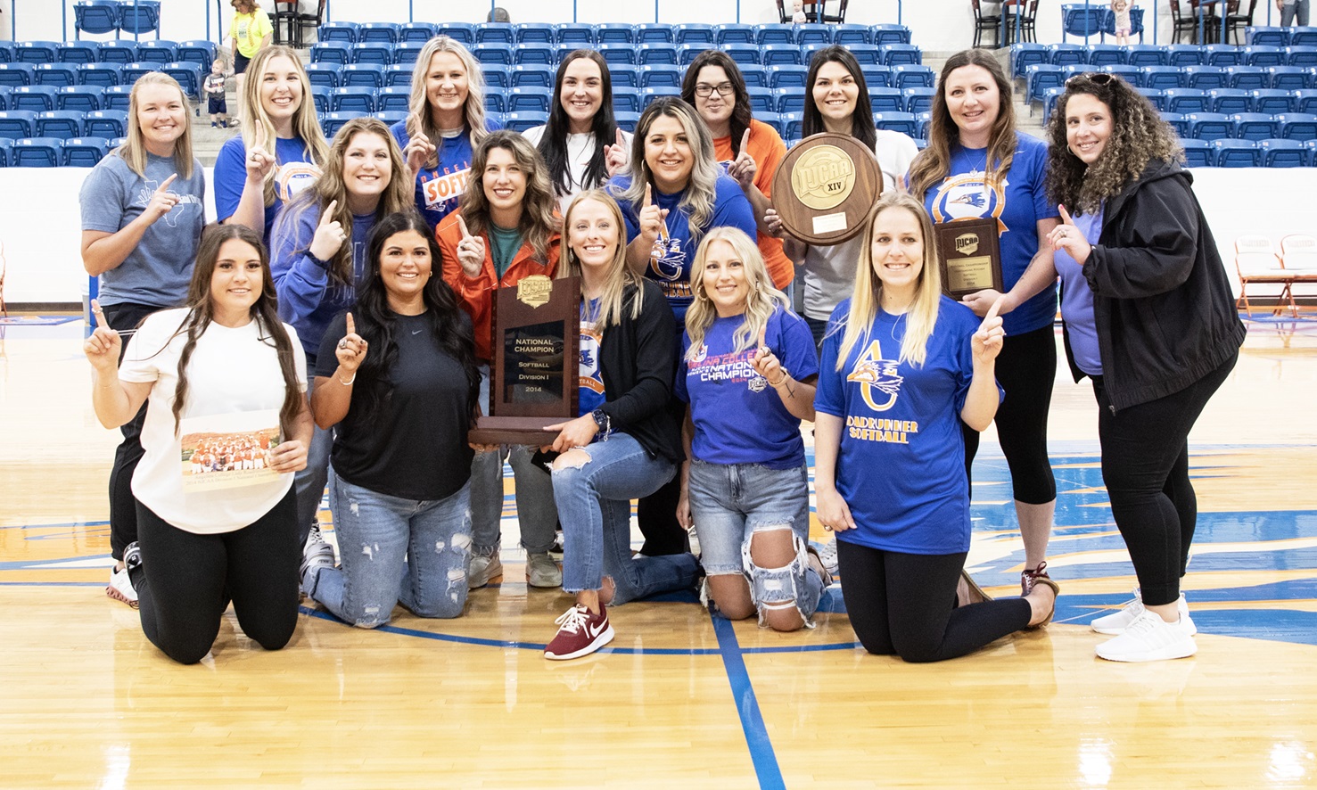 A Gathering of Winners | Texas Forest Country Living